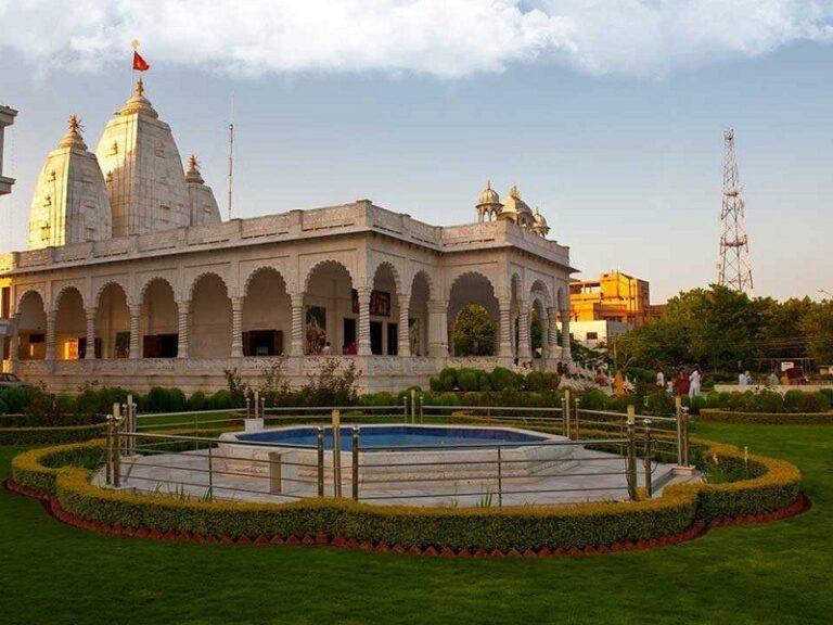 10 BEST Places To Visit In Ujjain (2026) | Travel Guide